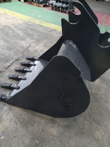 36 Inch Quick Attach Excavator Bucket Fits Kubota KX080 USA Attachments ...