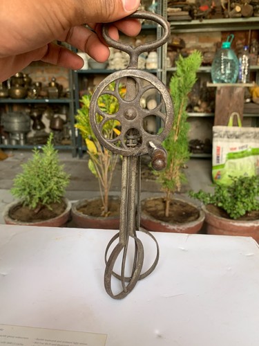 Vintage Rare Iron Egg Beaters Hand Crank Beaters Kitchenware With ...