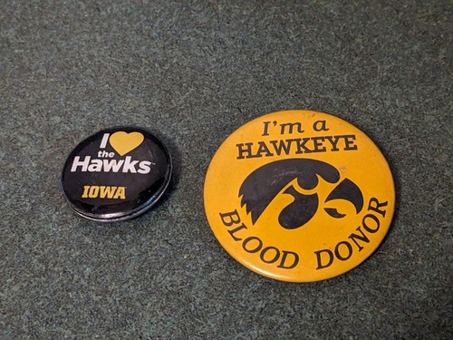Iowa Hawkeyes Pins Pinback Button basketball football hawkeye wrestling ...