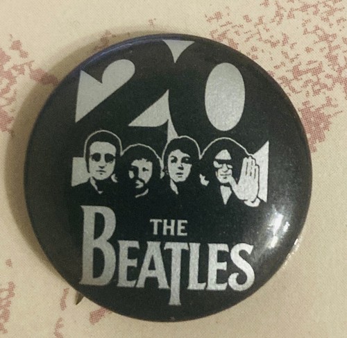 THE BEATLES Capitol Records 20th Anniversary Pinned 1984 Button-Badge ...