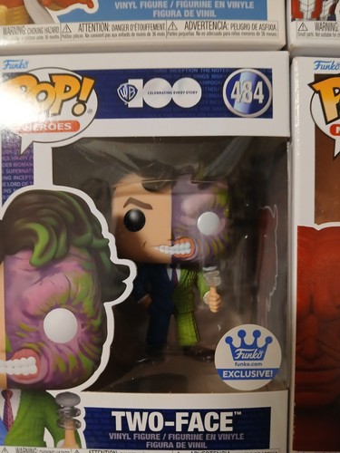 Funko Pop! Vinyl: DC Universe - Two-Face - Funko (Exclusive) #484 ...