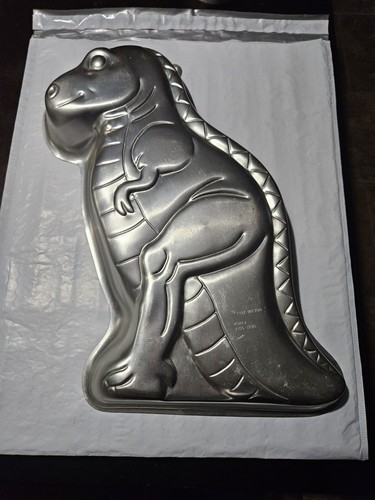 Vintage 1987 WILTON DINOSAUR Partysaurus T-Rex Cake Pan #2105-1280 ...
