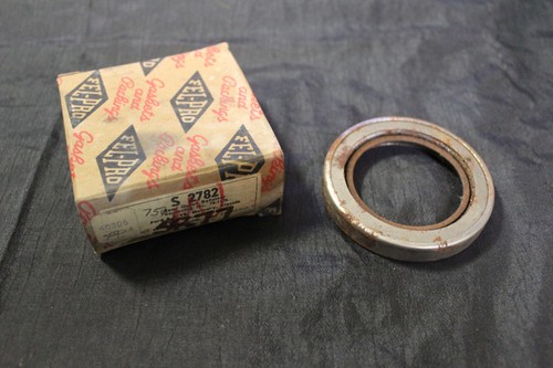 NOS Vintage Fel-Pro S2782 Rear Outer Retainer 5877 Ford/Merc/Linc 1938 ...