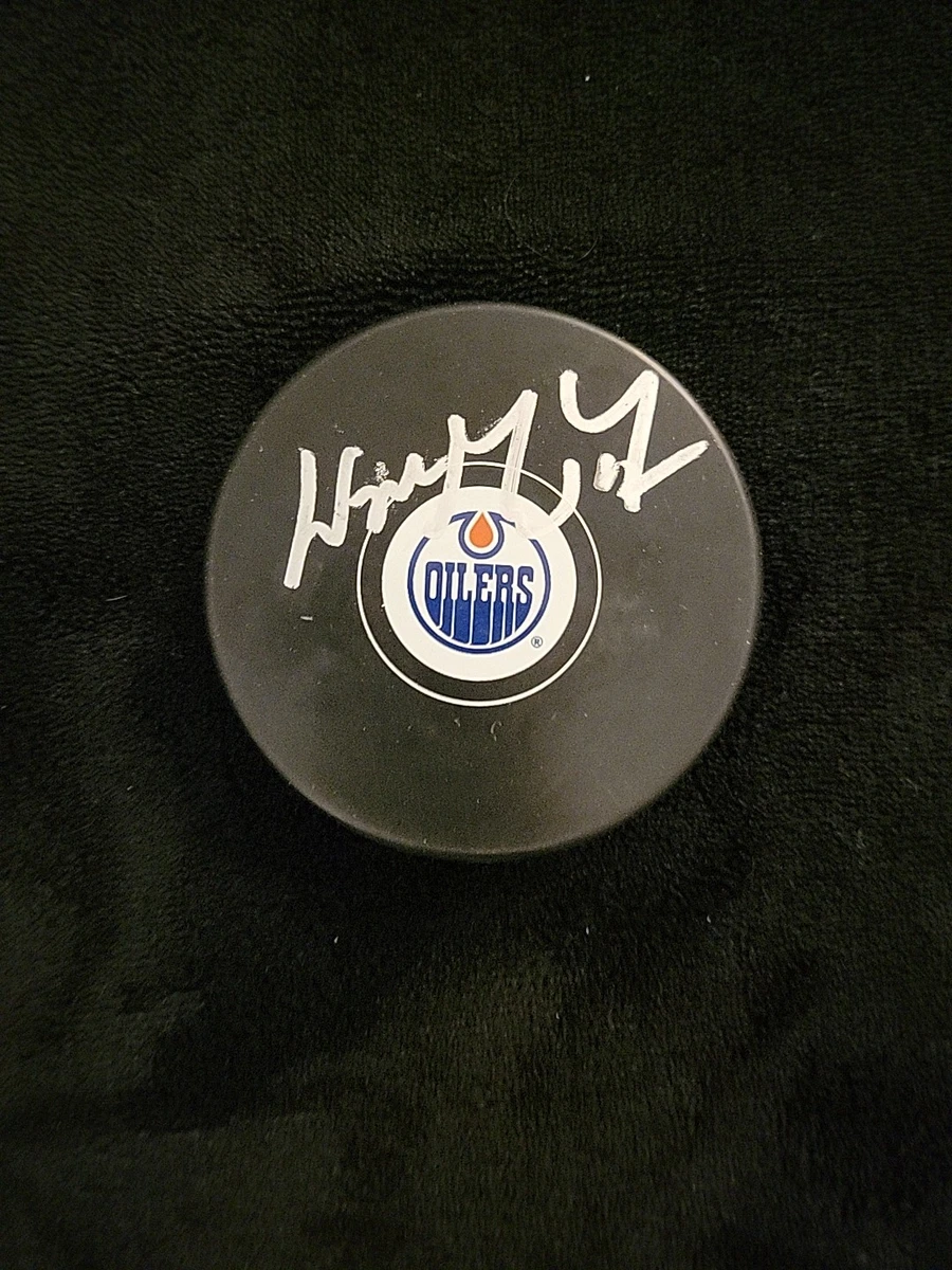 Licensed NHL Hockey Puck Edmonton Oilers Hockey Puck - Officially ...