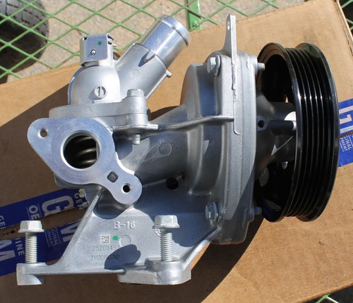 Genuine GM 2013-2022 Chevrolet GMC Cadillac Colorado Canyon Water Pump ...