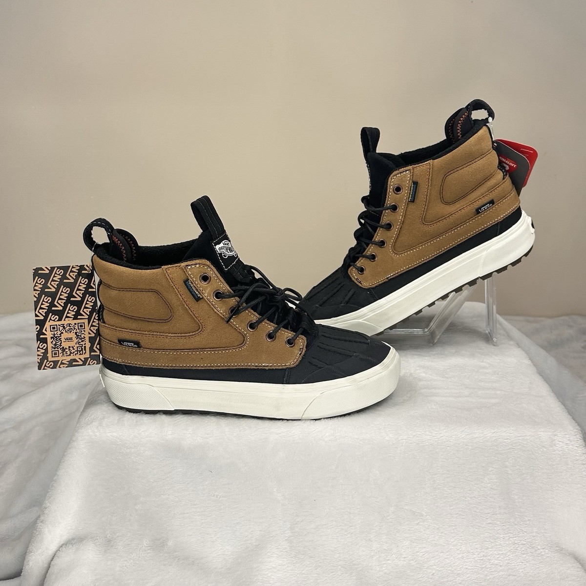 VANS Sk8-Hi Men's Sneakers for Sale | Authenticity VANS Sk8-Hi Men's Sneakers for Sale | Authenticity