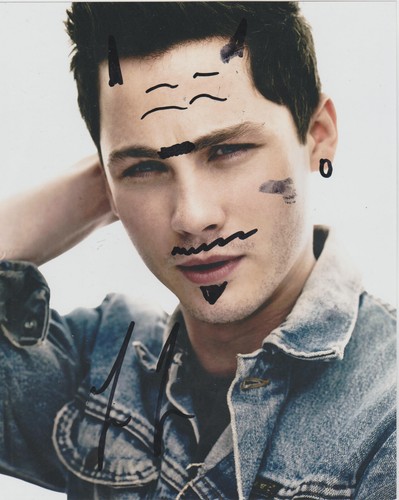 LOGAN LERMAN Signed 8 x 10 Photo Autograph AUTO w/ COA Look What He ...