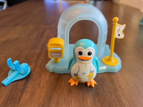 Digi Penguins: Living the Chill Life--North--Igloo Playset Bird by Spin ...