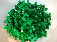 LEGO Sets with Part 4727 Plant Flower 2 x 2 Leaves - Angular