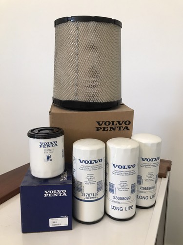 Volvo Penta D13 Service Kit | 22377272 21196919 23658092 21707132 ...