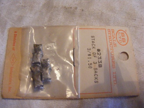 Vintage HO Scale SS LTD 2338 Stack of 3 Sacks Trackside Details g | eBay