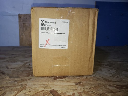 243297608 OEM Frigidaire Refrigerator Ice Maker Assembly New | eBay