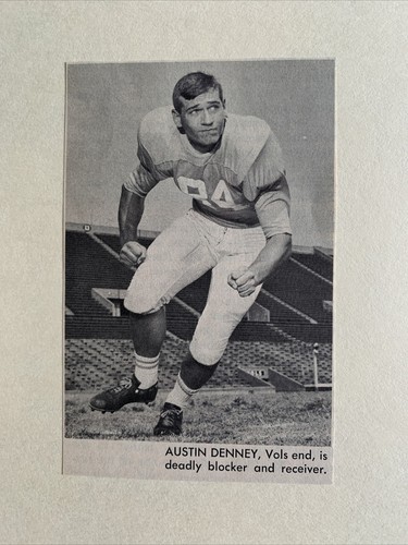 Austin Denney Tennessee Volunteers Vols 1966 S&S Football Pictorial CO ...
