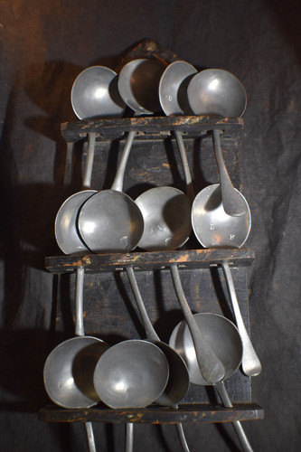 18th Century Spoon Rack with 12 Puritan Pewter Spoons | eBay