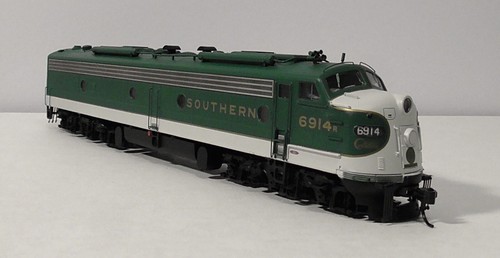 HO SCALE WALTHERS PROTO E8 SOUTHERN #6914 DCC NONSOUND | eBay