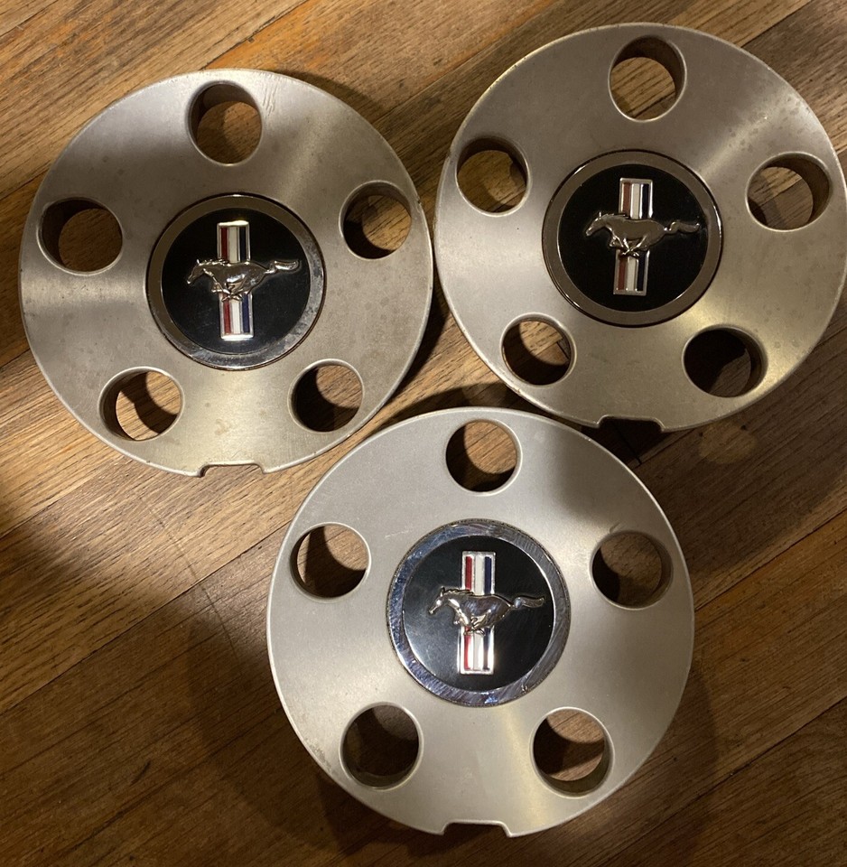 Ford Car & Truck Wheel Center Caps for sale | eBay