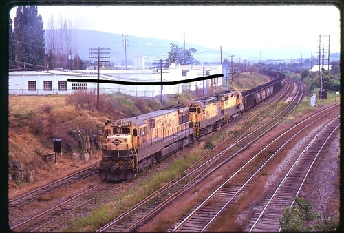 cfv317 Orig. Slides Reading 6303, 5204, 3644 EB Out Of Reading Yard, Pa ...