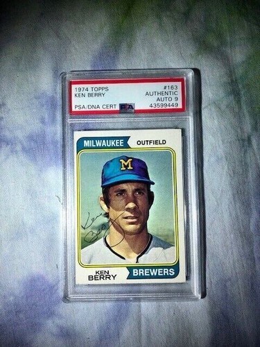 RARE 1974 Topps Ken Berry #163 Signed Autograph PSA/DNA 9 Authentic ...