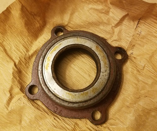 M715 Kaiser Jeep Transfer Case NP200 Seal And Retainer 11657438 G-890 ...