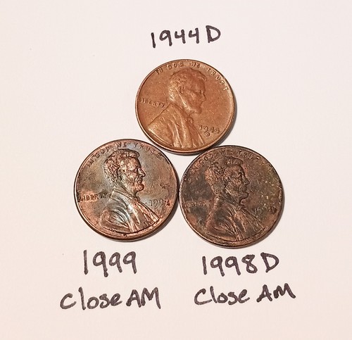 Lot 1999 Close AM No Mint Mark, 1998 D Close AM and 1944 D Wheat Penny ...