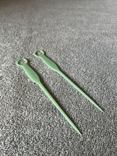 Tupperware Pick Set Of 2 #182 Condiments, Hors d'oeuvre - Green | eBay