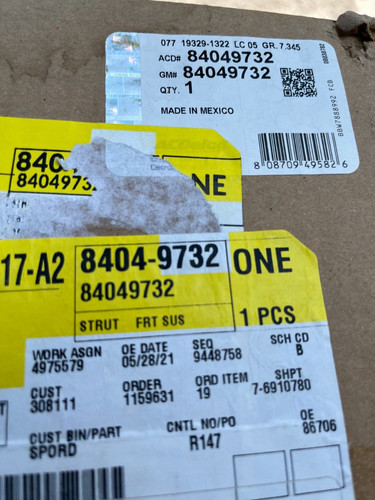GENUINE GM/AC DELCO #84049732 FRONT SUSPENSION STRUT ASSEMBLY | eBay