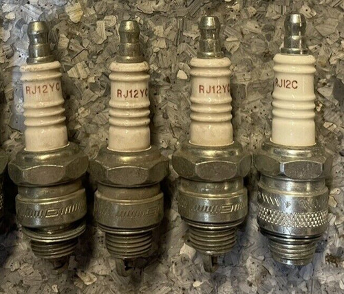Lot of (4) Champion RJ12YC Spark Plugs - Brand New - No Packaging | eBay