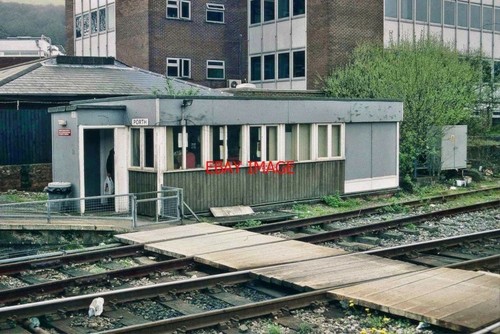 PHOTO RHONDA VALLEY. PORTH SIGNAL BOX. 4.4.97 | eBay