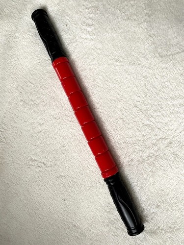 MASSAGE 17" ROLLER STICK MUSCLES BLACK RED HANDHELD SPINDLE RECOVERY ...
