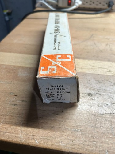(1) S&C SM-5 Fuse Refill Unit 132100R4 65E 14.4kV New Surplus | eBay