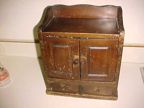 rare - 1940s GUILD - SPICE CHEST TUBE RADIO - PLAYS WELL | eBay