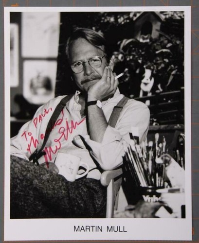 MARTIN MULL SIGNED INSCRIBED BLACK & WHITE PHOTO SITTING HOLDING A ...
