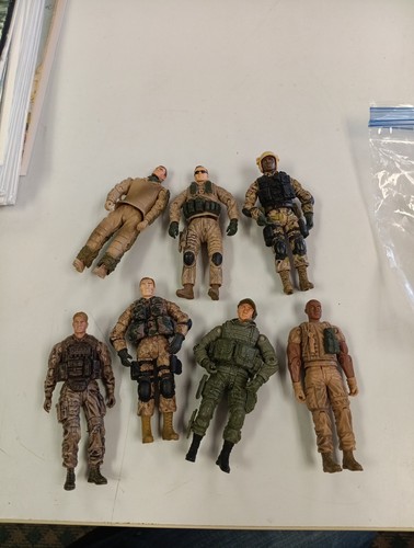 1:18 Blue Box Toys BBi Elite Force Military Action Figures Camo Lot Of ...