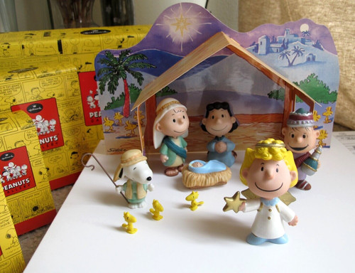 HALLMARK Peanuts Snoopy Christmas Nativity Set Limited Edition 2001 NEW ...