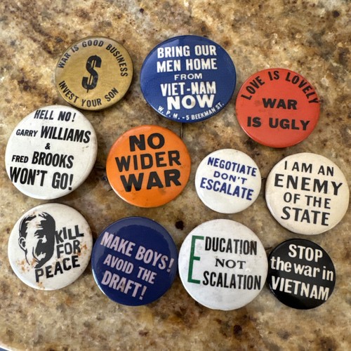 11 PEACE Rare Vietnam War Protest Cause Hippie Protest Pins Pinback ...