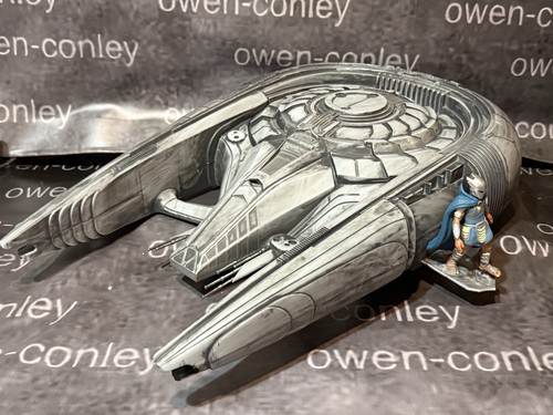 NEW Predator Badlands 2025 Spaceship Popcorn Bucket SHIPS NOW | eBay