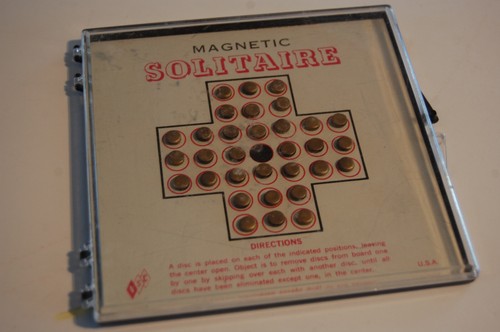 VINTAGE NSC MAGNETIC SOLITAIRE TRAVEL GAME USA COMPLETE 5 1/2" | eBay