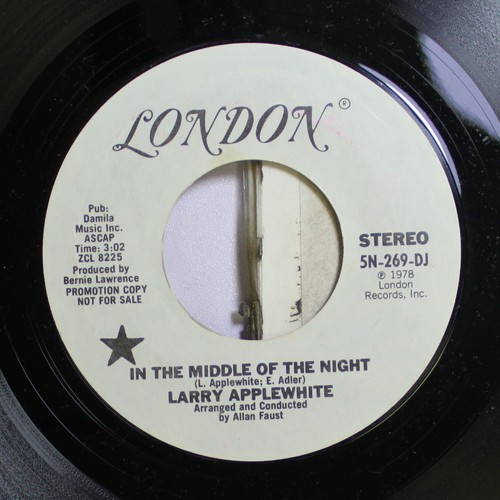 Pop Nm! 45 Larry Applewhite - In The Middle Of The Night / In The ...