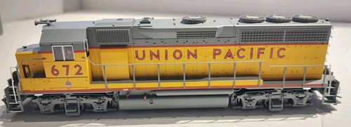 Atlas Master Silver Series HO Scale GP40 Low Nose Locomotive Union Pacific #672 | eBay
