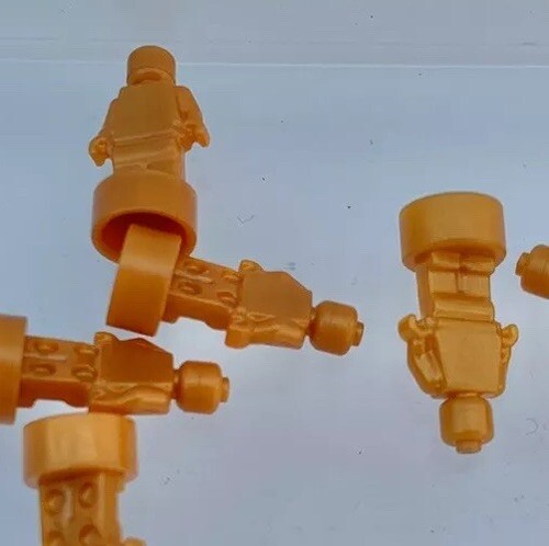 LEGO 90398 - 1 NEW Gold Micro Minifigure Statuette Trophy / 1 Piece Per ...