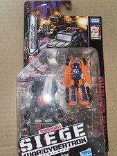 Transformers War for Cybertron Siege Series Powertrain & Highjump