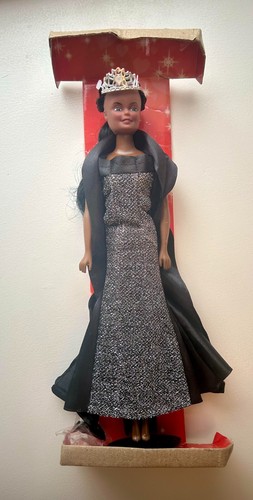 VINTAGE DOLL 1990's YVETTE WINTER COLLECTION AFRICAN AMERICAN BALL GOWN ...