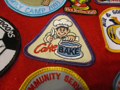 CUB SCOUTS PATCH CAKE BAKE TRIANGLE WITH CHEF | eBay