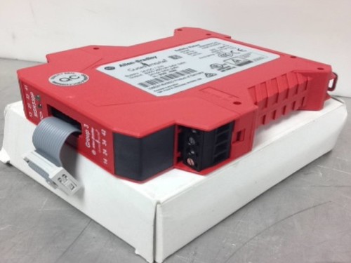 Allen Bradley Guard Master 24volts 440r-w23223 Model Msr330p Ser a for ...