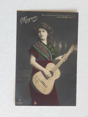 Goethe: Mignon Gedicht. Kennst du das Land... Frau mit Gitarre Romatik ...