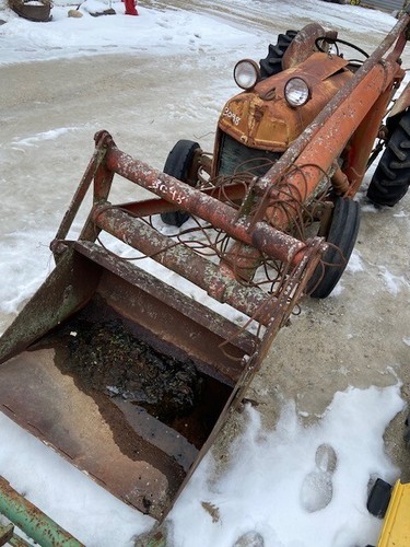 Ford Tractor Single arm loader NICE Orignal Patina w/ front pump ...
