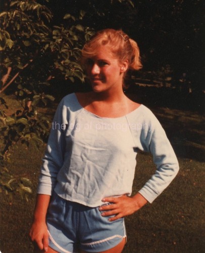 THE GIRL NEXT DOOR Snapshot PRETTY WOMAN Color LOT OF 2 FOUND PHOTOS 32 ...