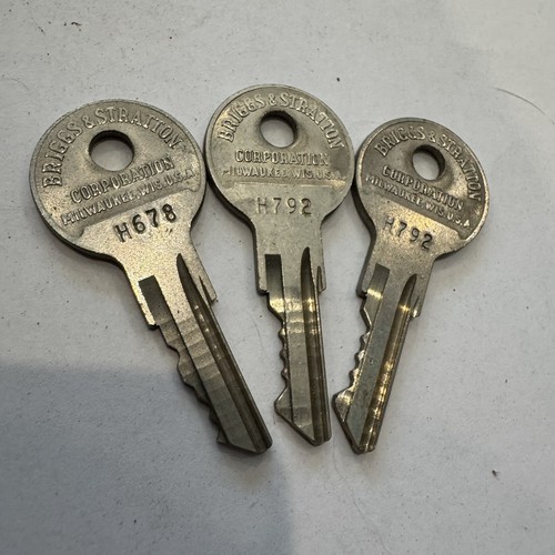 Set Of 3 Vintage Briggs & Stratton Corp Keys H678 H792 Milwaukee Wis. U ...