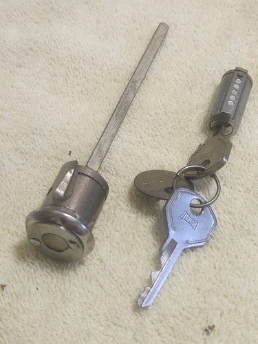 NOS MOPAR 1233116 1946 1947 1948 IGN & DOOR LOCKS & KEYS MODELS WITH ...