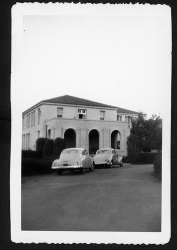 EN2 Vintage 1940's Photo Cars Parked Outside Branner Hall Stanford ...